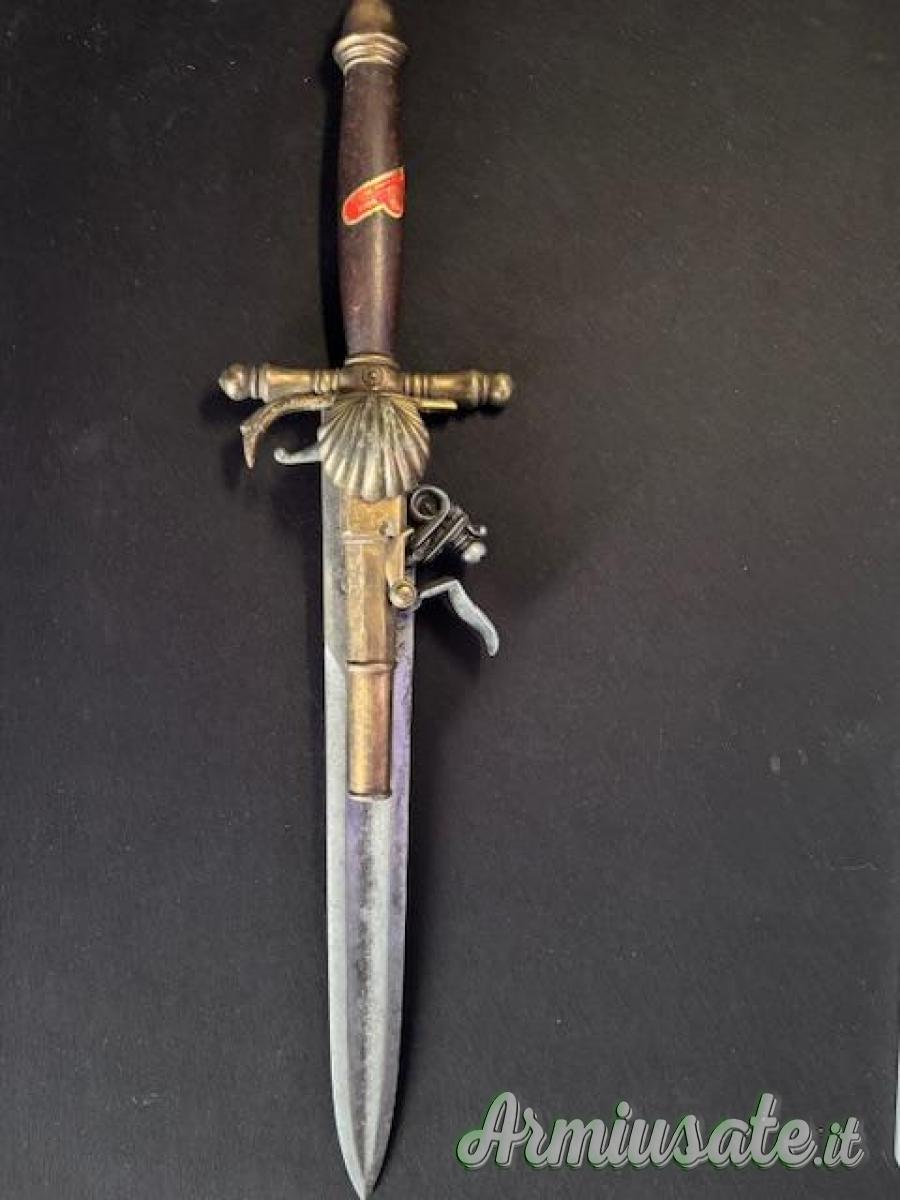 Bergamo | Coltelli da collezione | Armiusate.it | Replica non ...